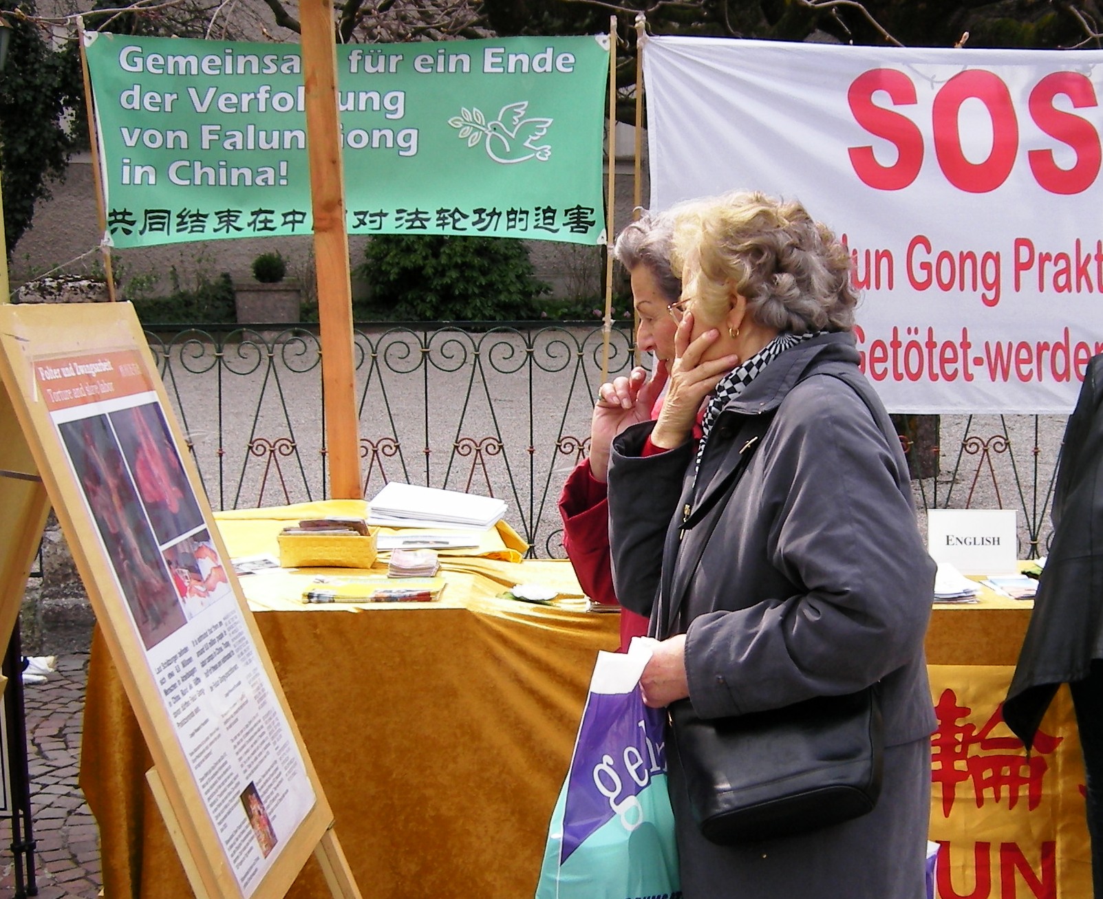 Austria: People of Salzburg Condemn CCP Atrocities