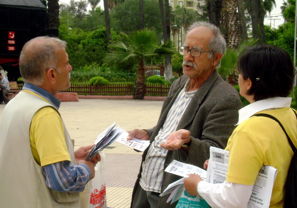 Turkey: Falun Gong Practitioners Hold Activities in Adana
